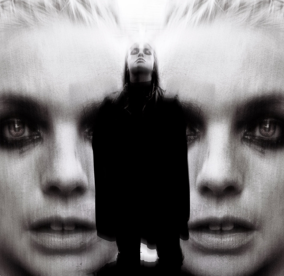 Emika hrá hudbu pre planetáriá